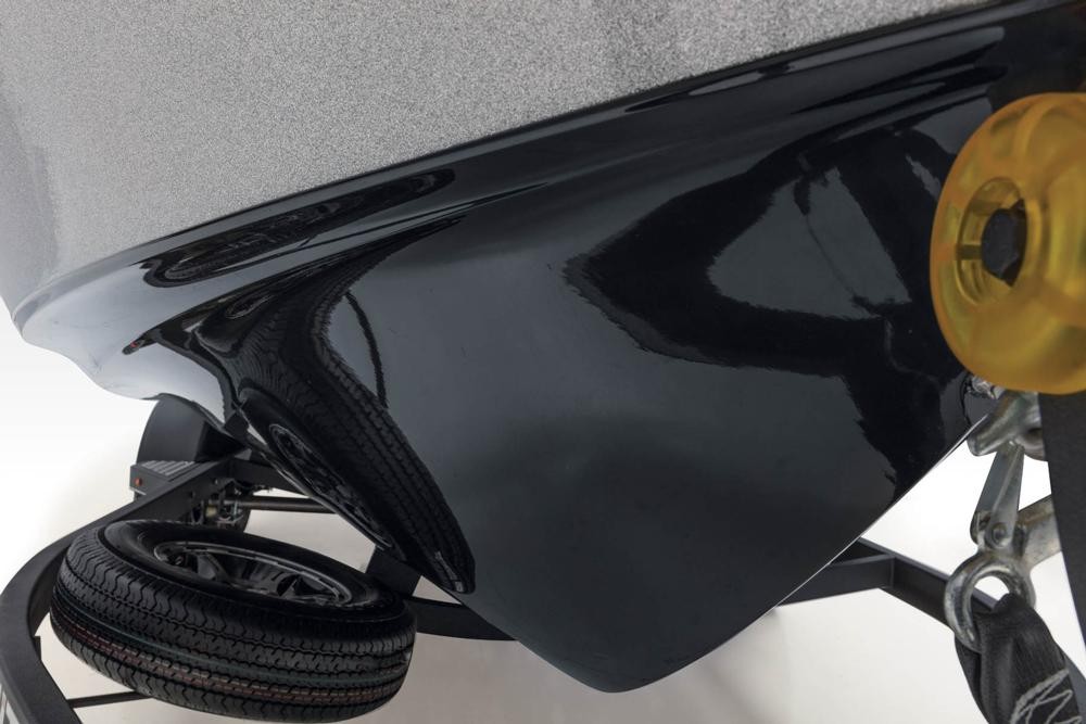 NITRO ZV20 | 20ft. 2in. Deep V Multi-Species Boat