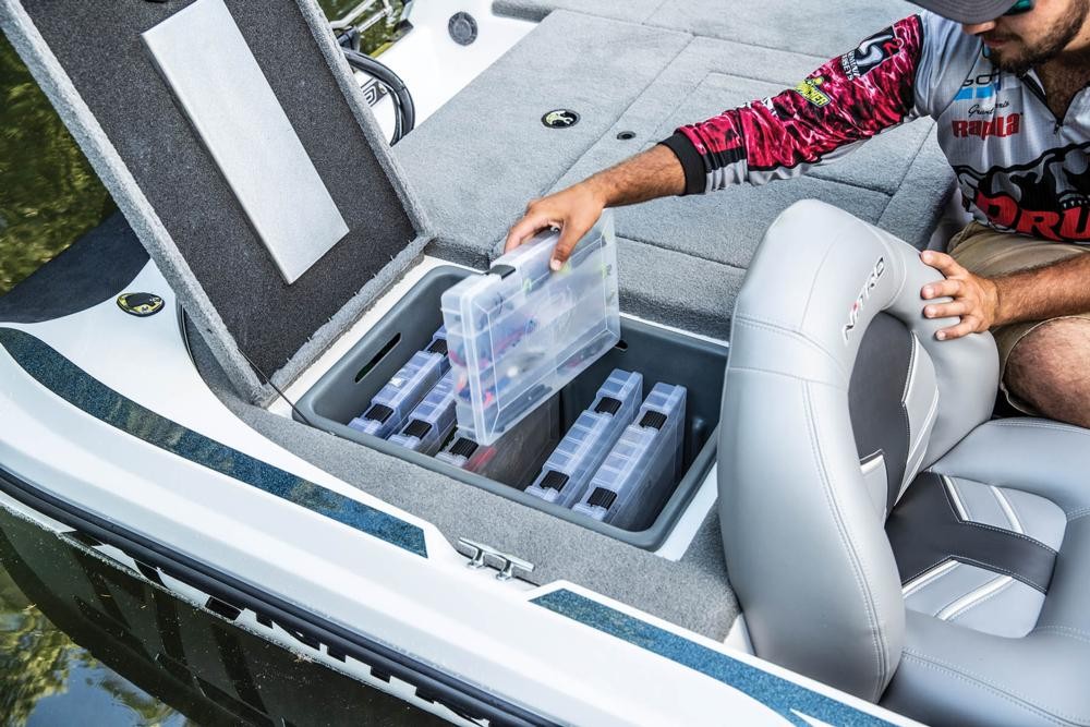 NITRO Z17 17ft 4in Bass Boat nitro-z17-17ft-4in-bass-boat