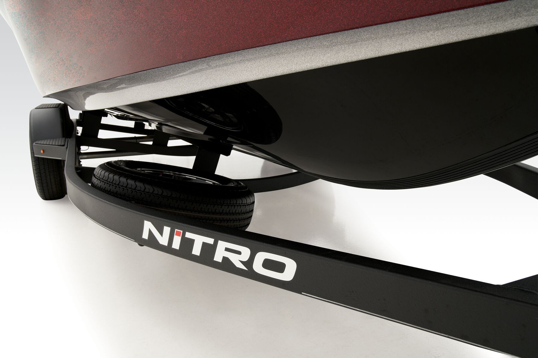 NITRO ZV19 Pro | 18ft. 11in. Deep V Multi-Species Boat