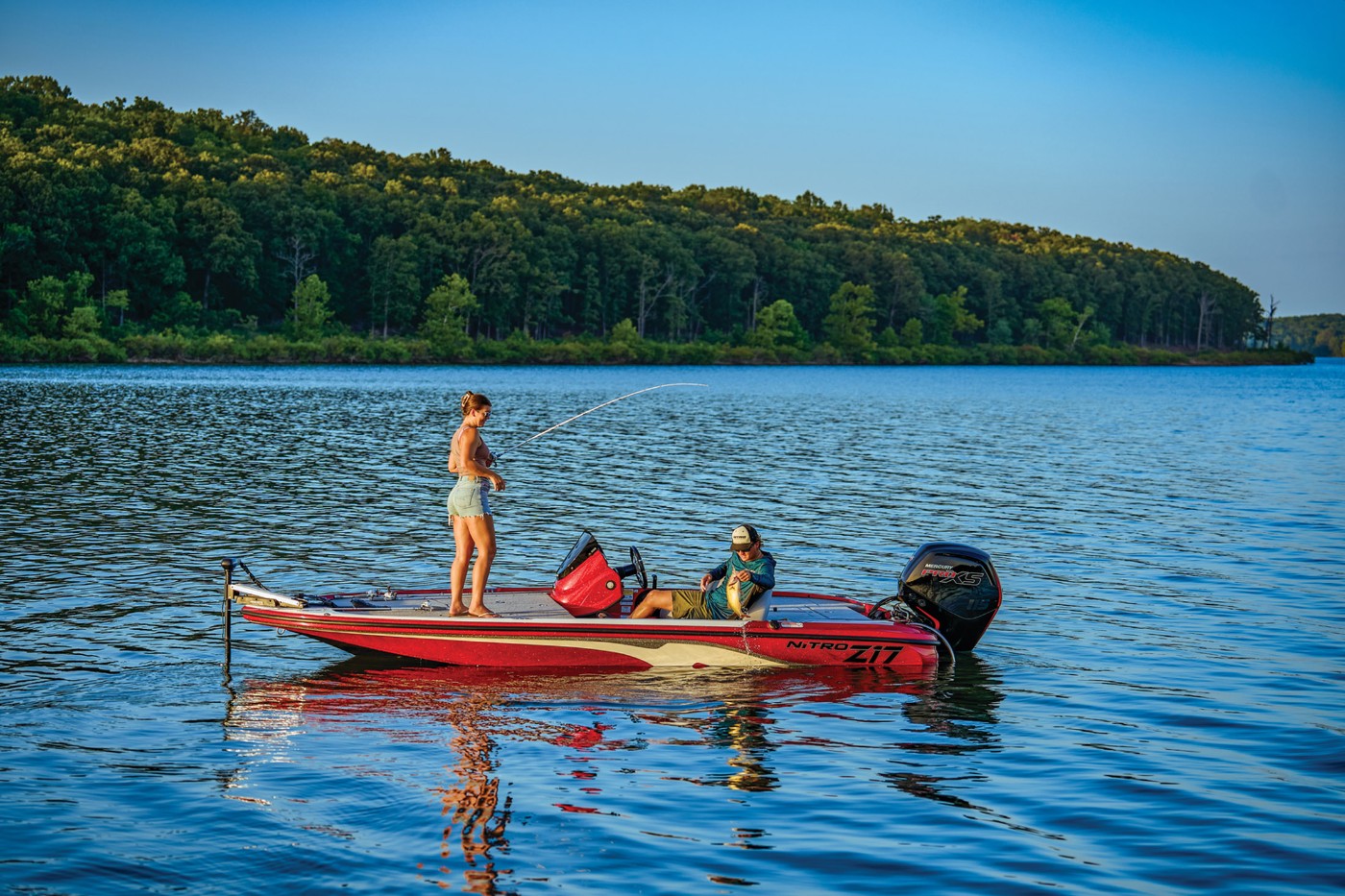 NITRO Z17 | 17ft. 4in. Bass Boat